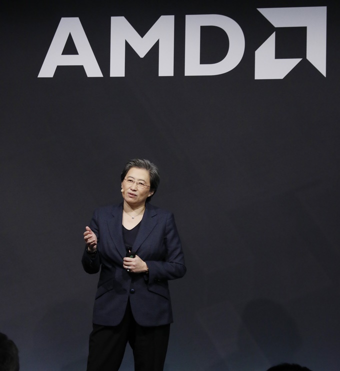 리사 수 AMD CEO "올해 790억 달러 규모 데이터센터, 게이밍 시장 성장 목표"